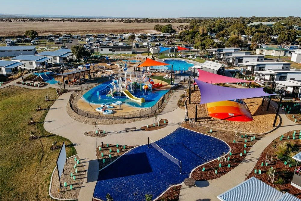 Holiday water parks with the best swimming pools in Australia