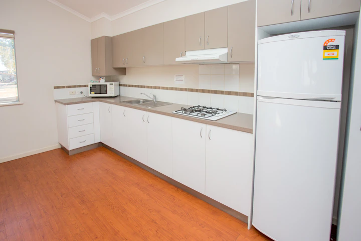 Deluxe 1 Bedroom Cabin | Discovery Parks - Pilbara, Karratha